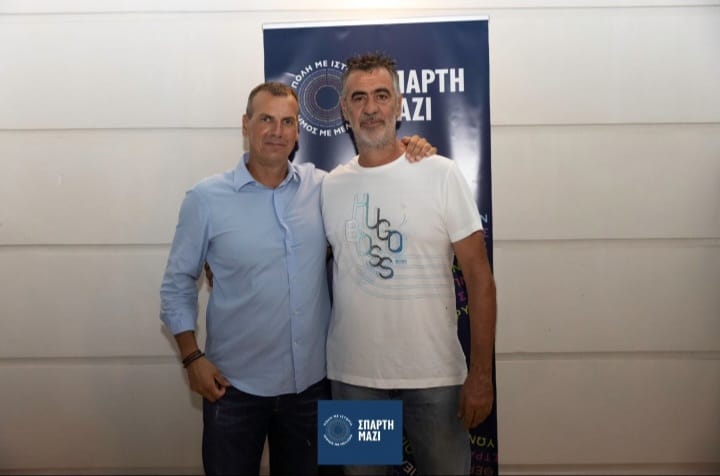 Ο Δημήτρης Γιαννόπουλος (Μακαρούνας) στο πλευρό του Μιχάλη Βακαλόπουλου ...